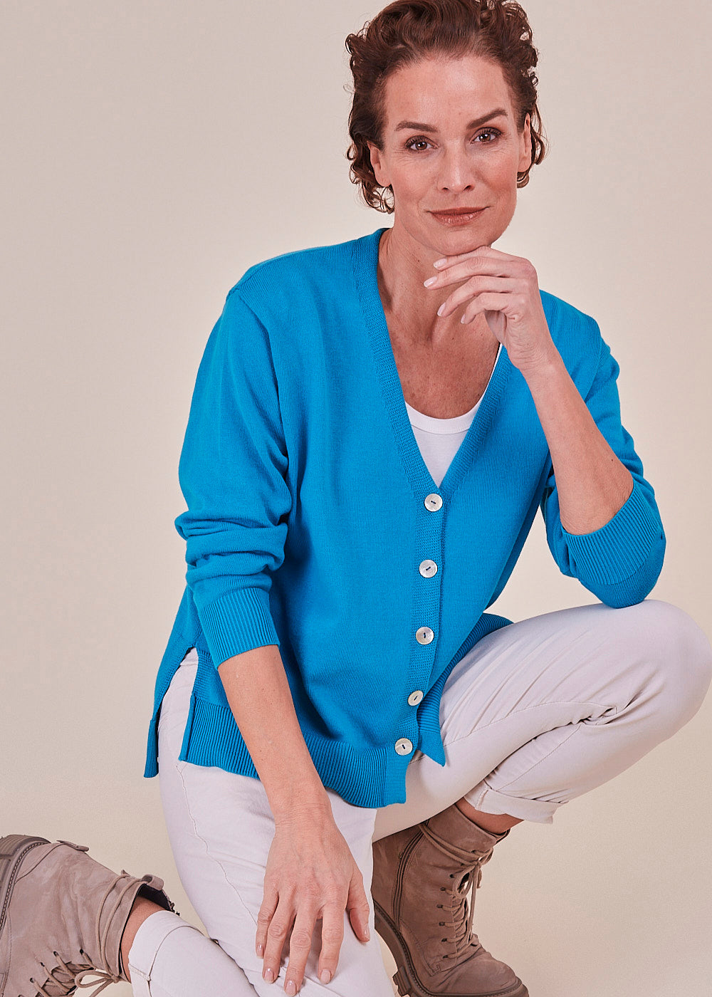 Baumwollcardigan mit Schlitz – Aust Fashion